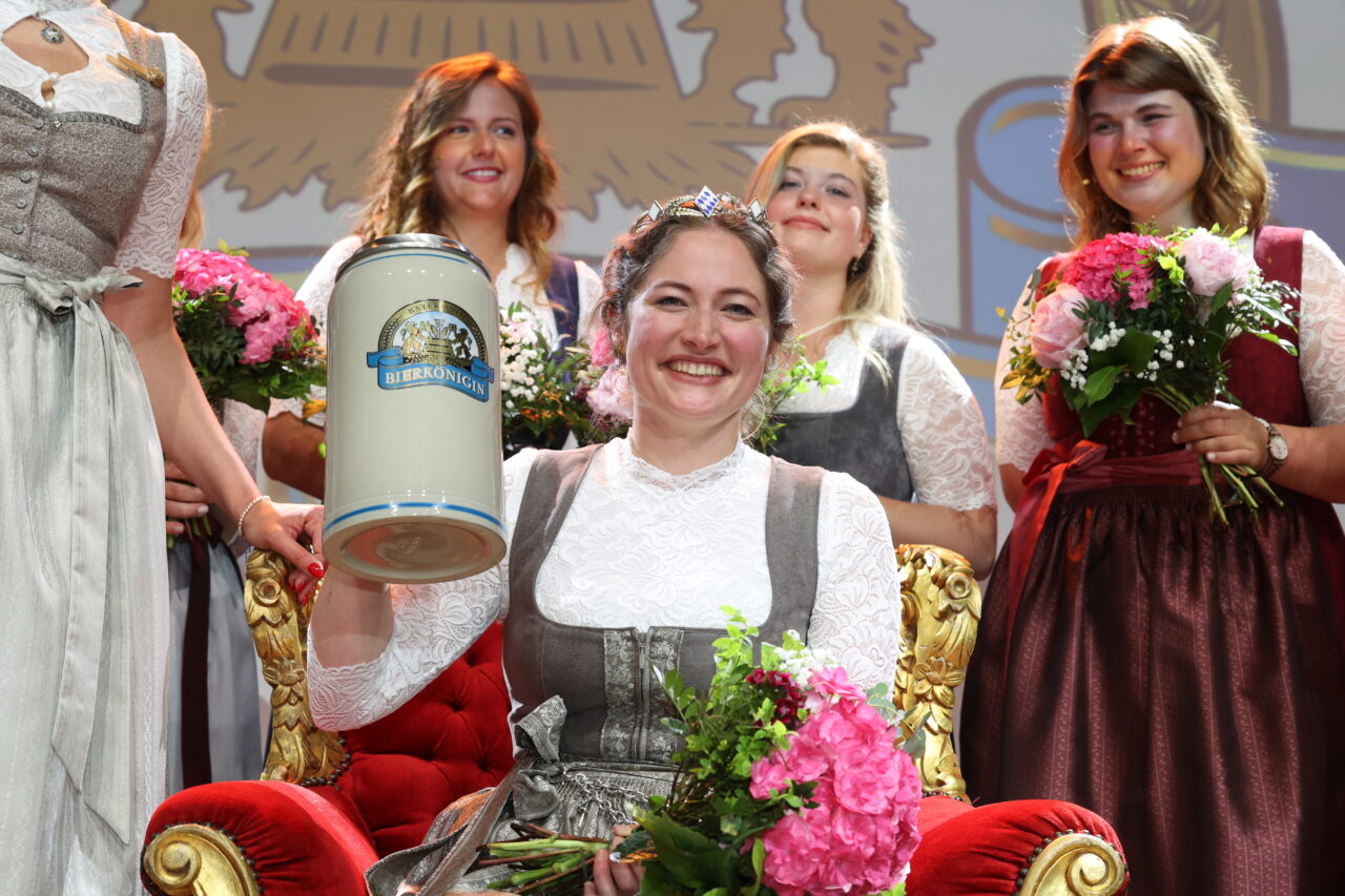 Mona Sommer ist die Bayerische Bierkönigin 2023/ 2024 – Bayerische ...